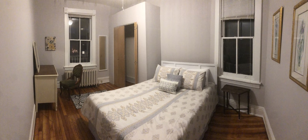 Perfect Location On A Quiet Block! - Richmond, VA