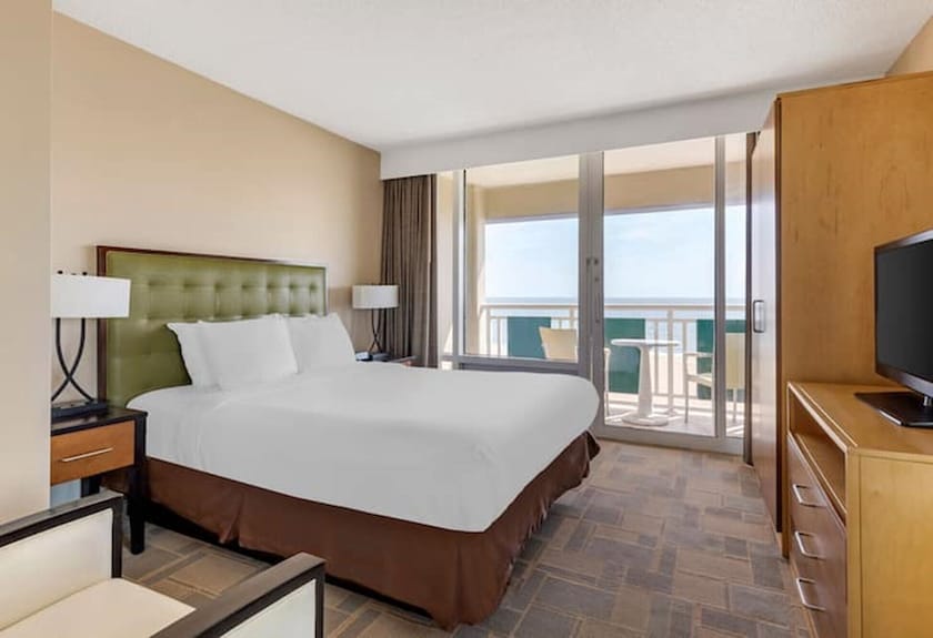 Hilton Ocean Beach Club Resort 2br With Both Oceanfront & Oceanview Balconies! - Virginia Beach, VA