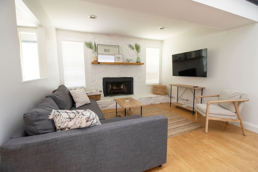 *Update * New Game Room, Near Navy Base And Beach! - Jacksonville