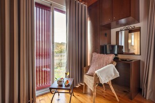 Quarto solteiro conforto, 1 quarto | Cofres nos quartos, individualmente decorados