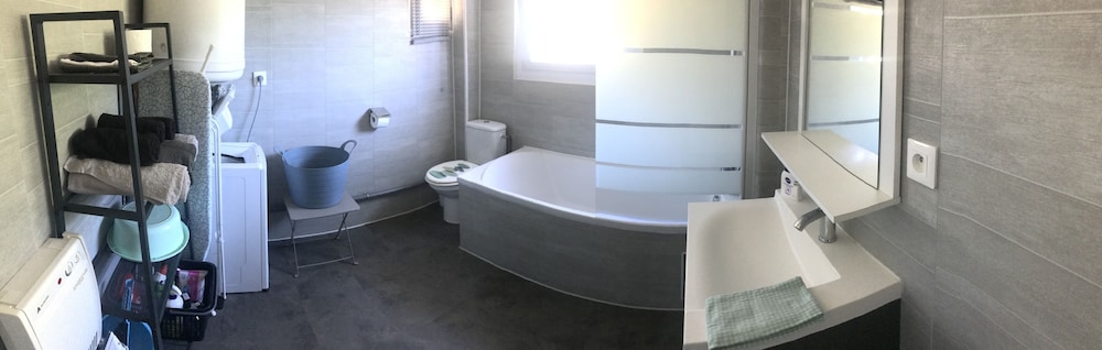 Proche Paimpol, Appartement à 200m De La Plage De Bréhec - Côtes-d'Armor