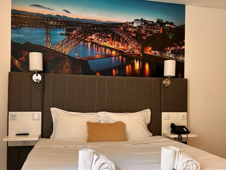 Quarto Duplo Standard, acessível | Wi-fi grátis, roupa de cama fornecida