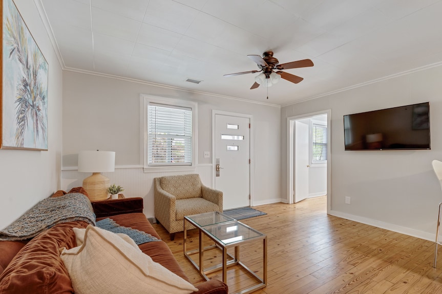 208 W Ashley - Under The Palms - Central Location - Pets Considered - South Carolina