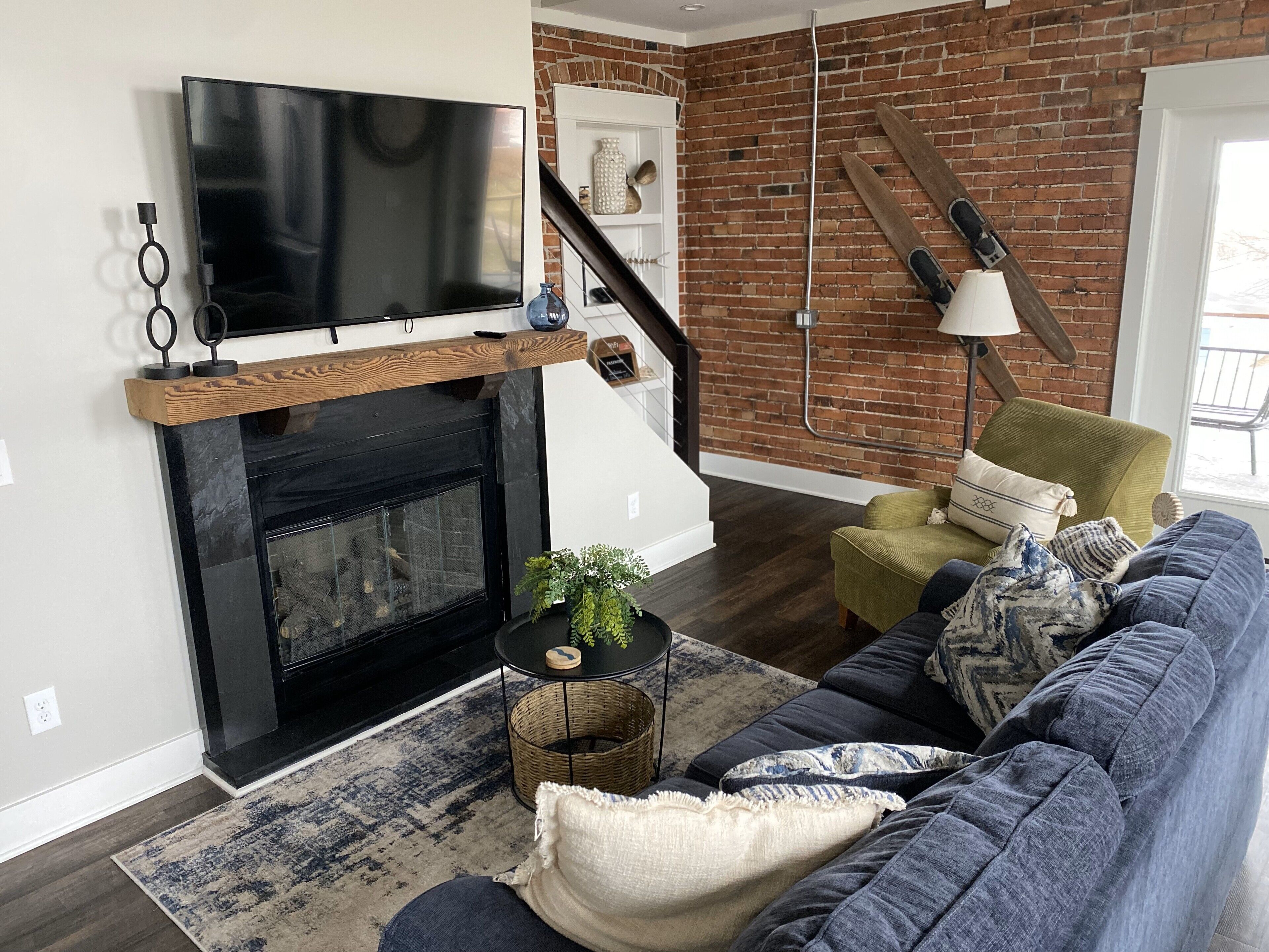 Lake Lookout - Loft 6 Penthouse - Boyne City, MI