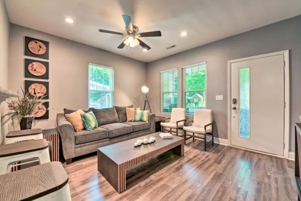 New! Centrally Located Charlotte Home By Amtrak! - Charlotte, NC