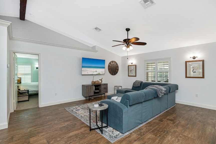 Beautiful Home With Private Pool- Minutes From The Beach And Naples Shopping - Bonita Springs, FL