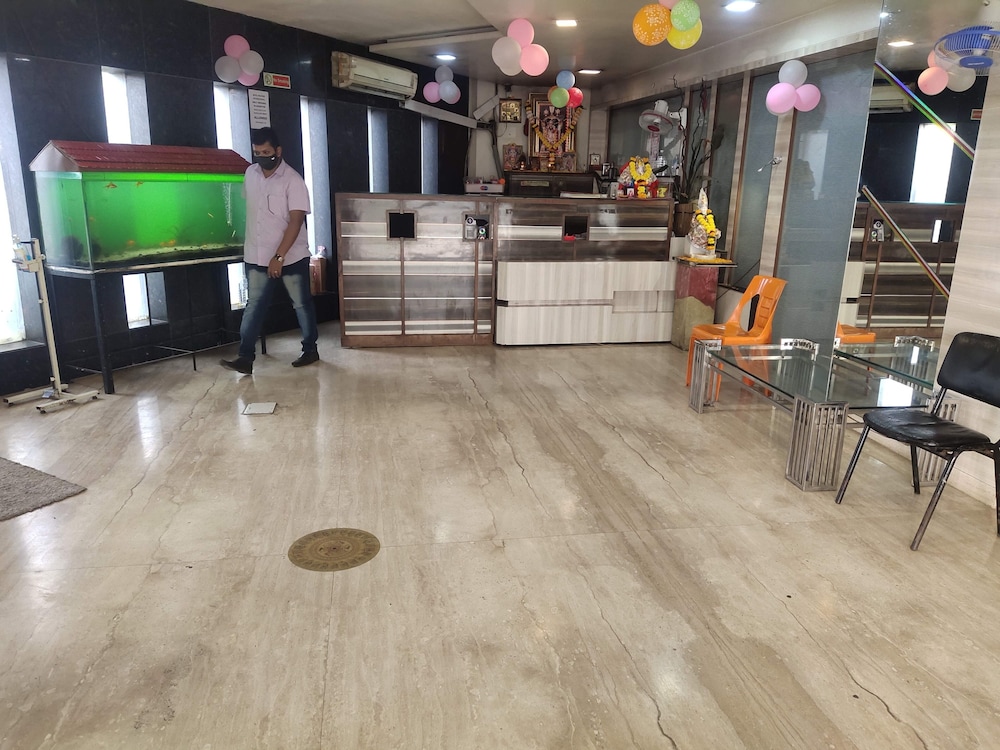 Hotel Praveen International - Kalyan