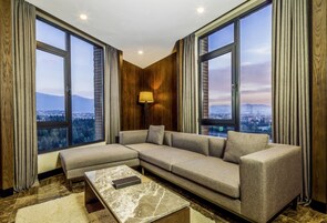 Deluxe Suite King Mountain View | Vista do quarto