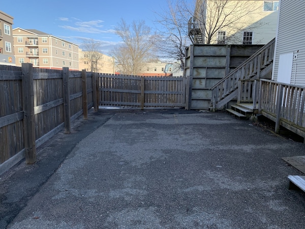 Modern Downtown Apartment Near Restaurants\/bars - Fredericton