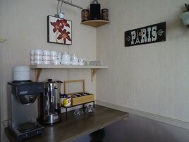 Café da manhã continental grátis todos os dias