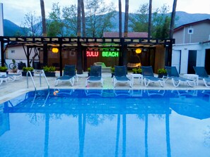 Piscina exterior 