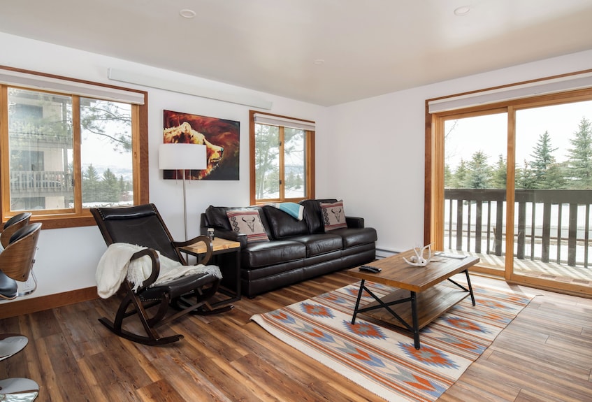 Outpost: Sleeping Indian E3 - Taggart Lake, WY