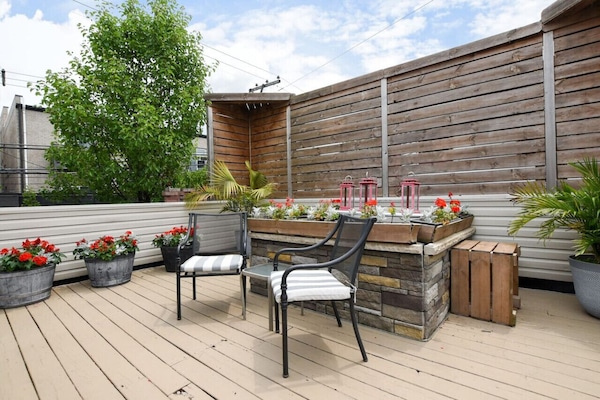 Luxury Home Near Wrigley, Boystown & Andersonville - Chicago