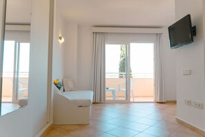 Roupa de alta qualidade, cofre no quarto, Wi-fi grátis 