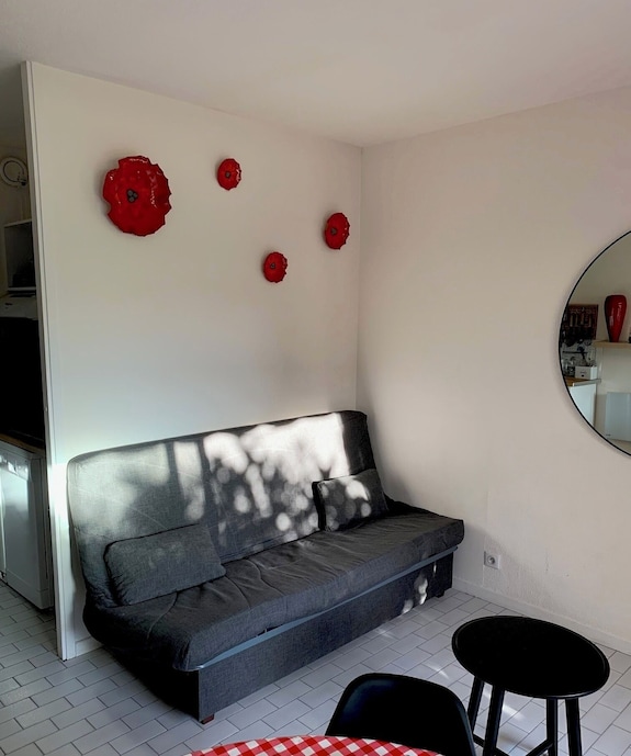 The Sea And The Beach At The End Of The Garden 4-bed Apartment With Terrace And Garden - Port Camargue