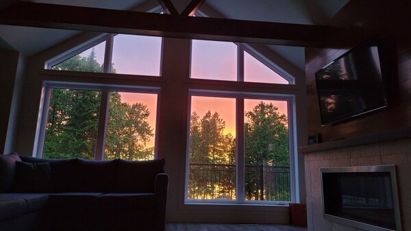 Modern Cottage On The Waterfront - Quebec