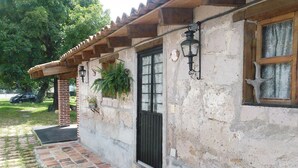 Cabana de Madeira Clássica | Terraço/pátio interior