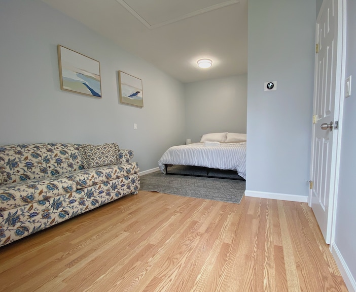 Cozy King Suite With Kitchen And Dining Area. - Wildwood State Park, Wading River