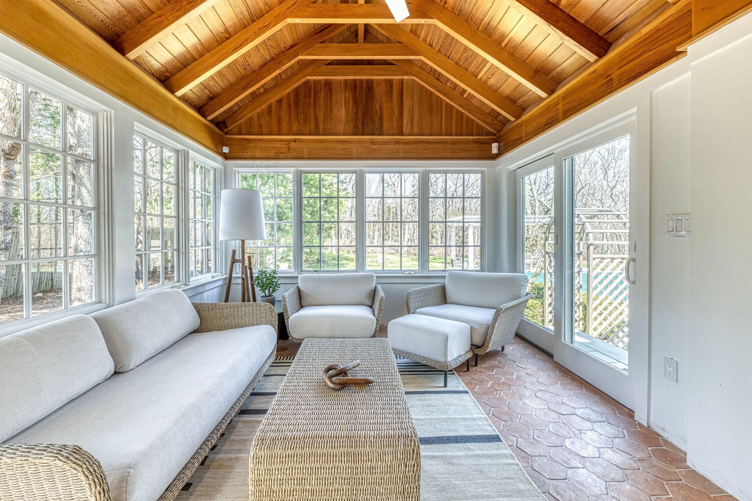 Luxe Fam Friendly 5 Bed Pool + Playground + Firepit + All Beach Gear + Bbq - East Hampton, NY