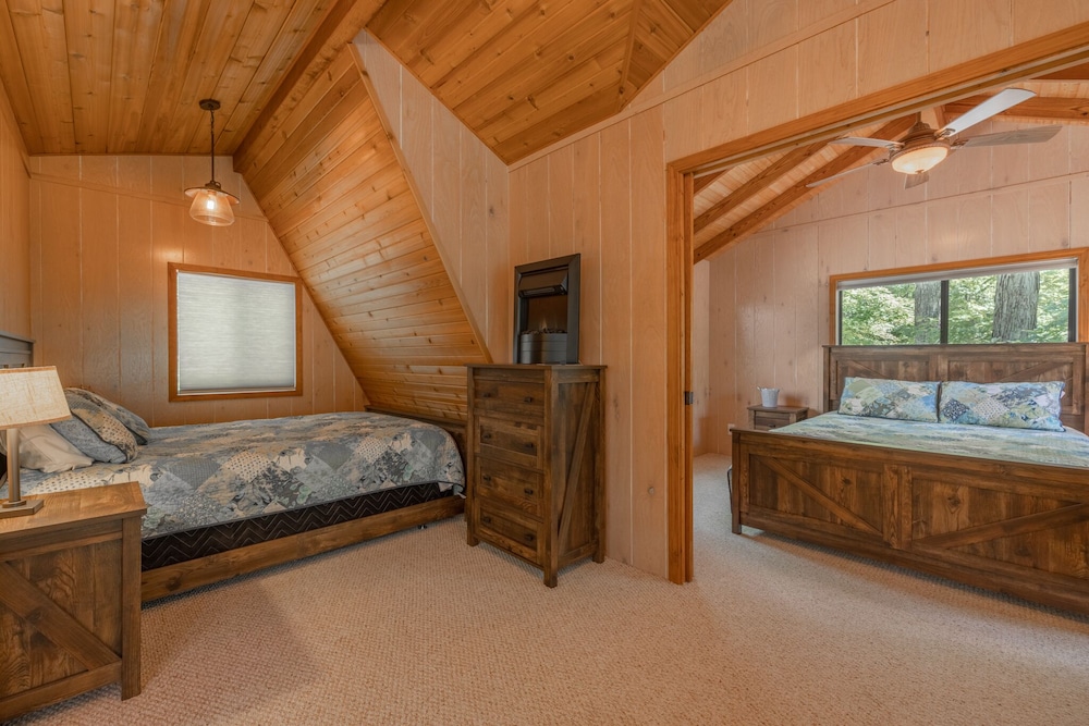 The Ski Lodge By Innsbrook Vacations! - Innsbrook, MO