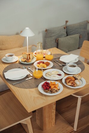 Buffet de pequeno-almoço