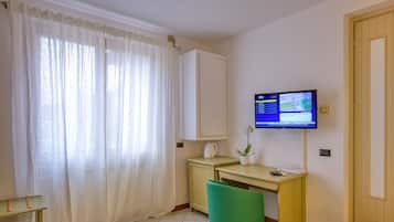 Quarto Duplo Básico | 1 quarto, lençóis de algodão egípcio, roupa de alta qualidade