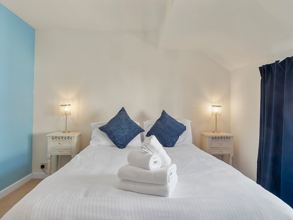 Pass The Keys | Beautiful 3 Bed Cottage In The Heart Of Flookburgh - Grange-over-Sands