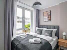 Single Suite | 1 quarto, roupa de alta qualidade, com decoração personalizada 