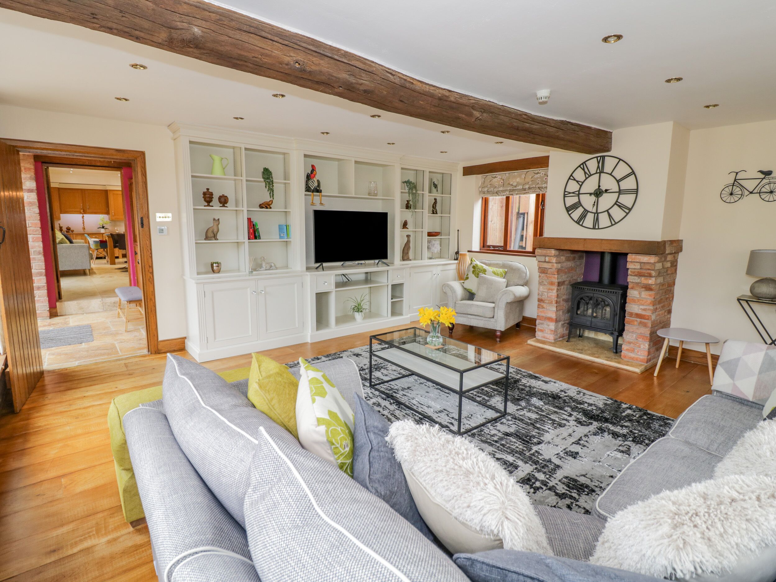 The Stables, Family Friendly, With A Garden In Belbroughton - Warwickshire