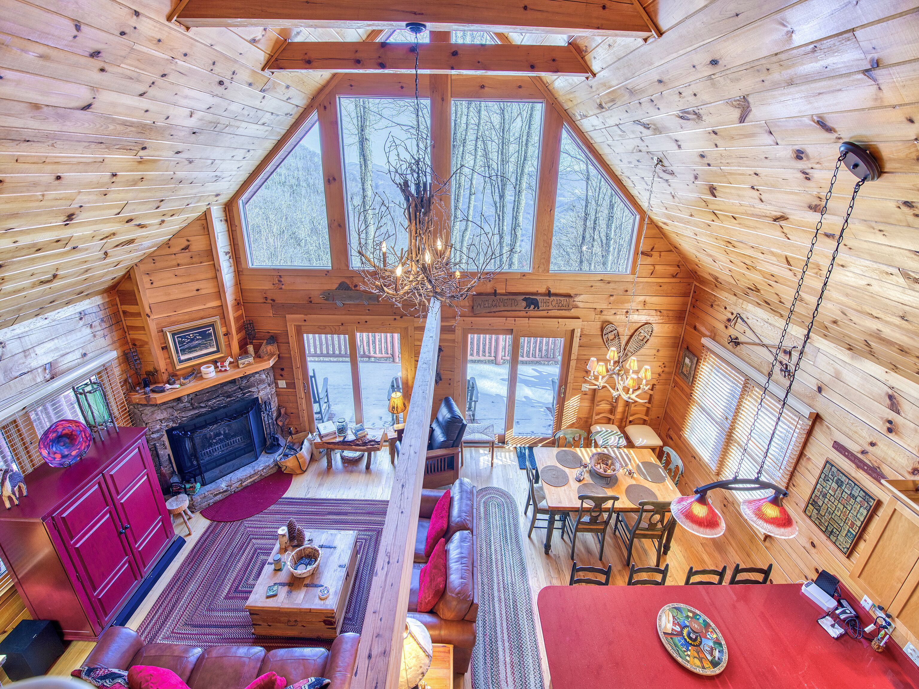 3 Bedroom, Beautiful Mountain Views, Wireless Internet, Located Behind Mvcc - Maggie Valley, NC