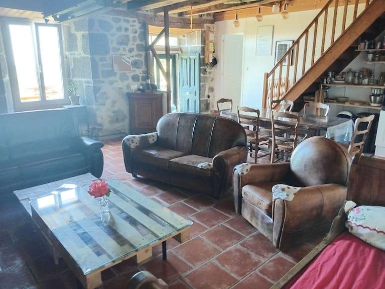 Between Stone And Wood - Cosy 1809 Gîte - Up To 10p - Nature And Views - Cantal