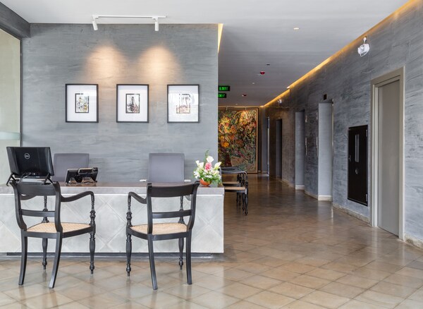 Crystal Sands - Hikkaduwa