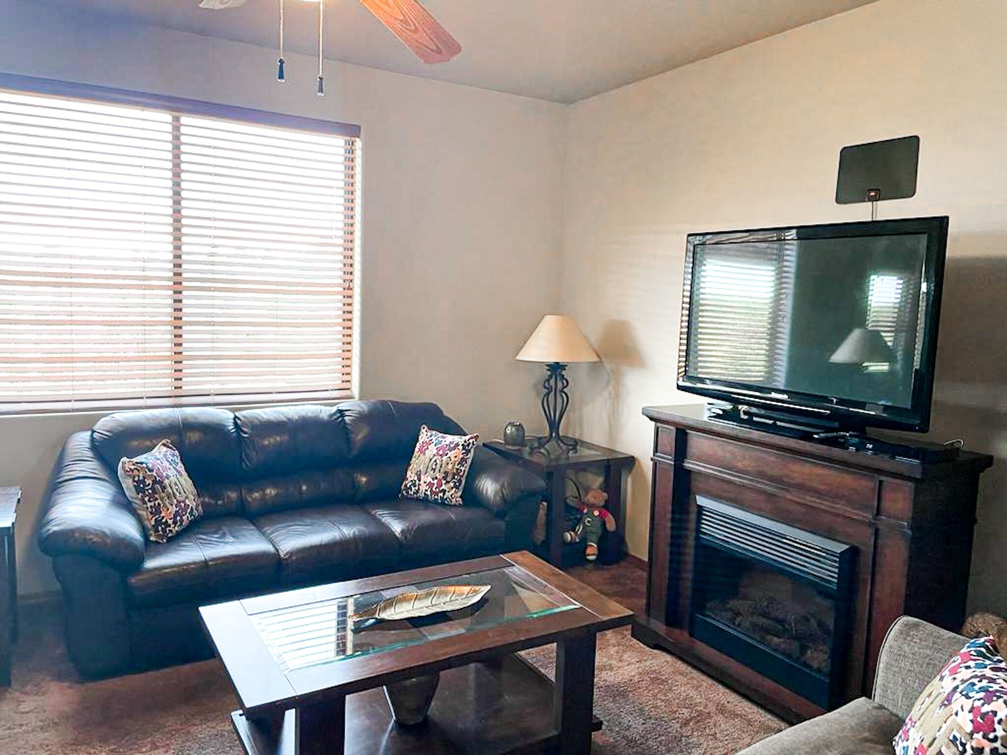 Gorgeous 2br/2ba With Stunning Views And Great Location - Arizona