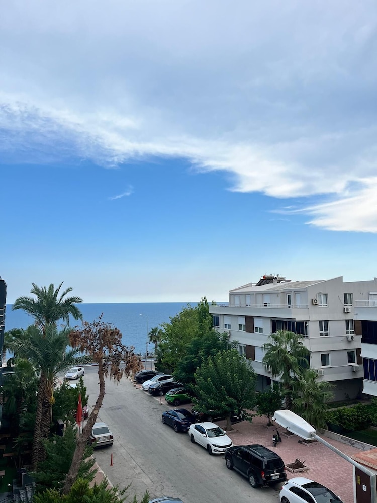 Premier Inn City - Antalya