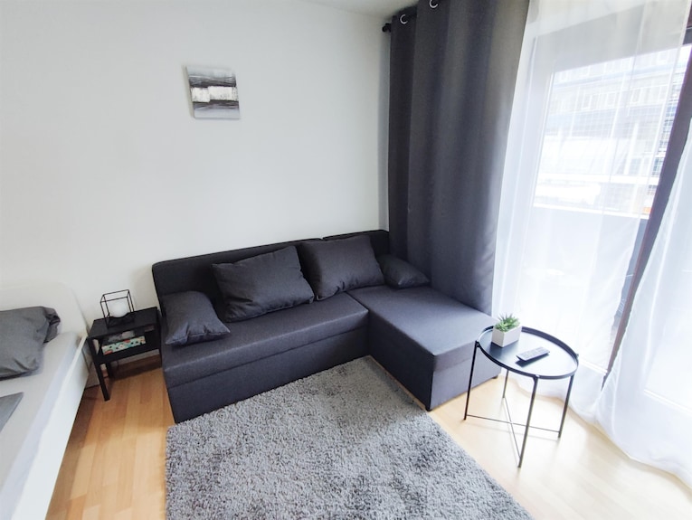 2 Room Apartment Right In Stuttgart City 6 People - Stuttgart