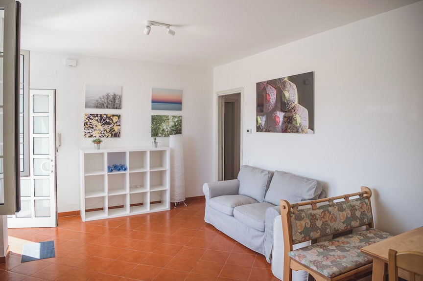 Bright 2 Bedroom Apartment In Villa With Pool And Barbecue, 1km From The Sea - Ortona