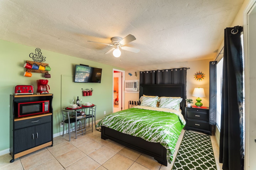 #6 Wifi, Laundry, Kitchen & Great Sun Deck - Florida