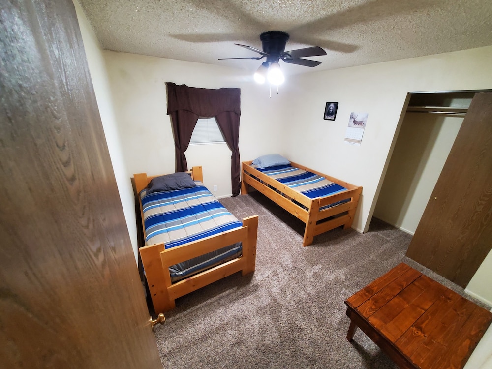 Unique Country Home On 2 Acres - Vernal, UT