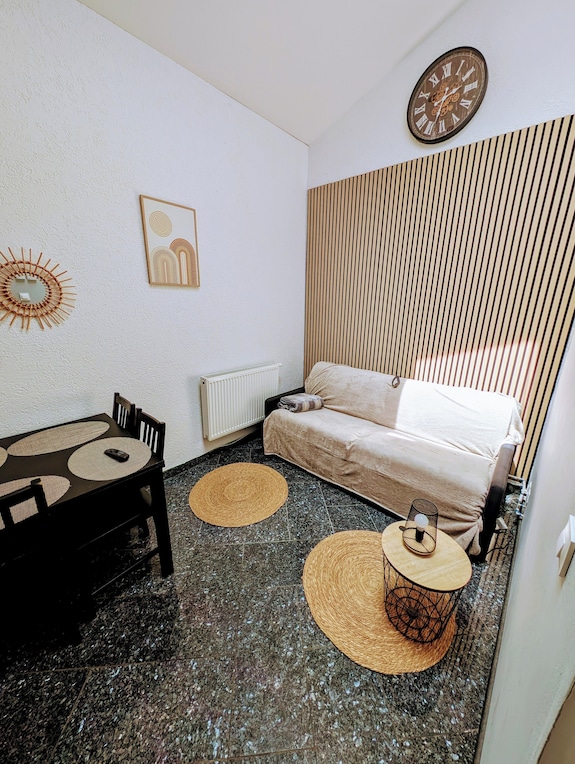 Logement Privée Dans Belle Villa Avec Piscine - Haguenau