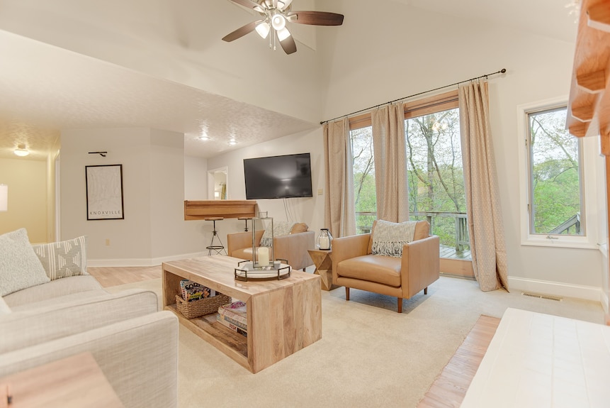 Happy Harbor | Mtn + Riverside W/ Game Room + Water Hole! - Washington Monument State Park, Middletown