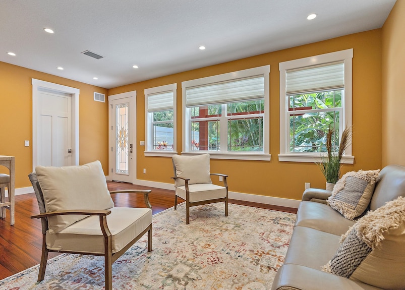 Hyde Park Villa W/ Saltwater Pool + Fire Place! - Sarasota, FL