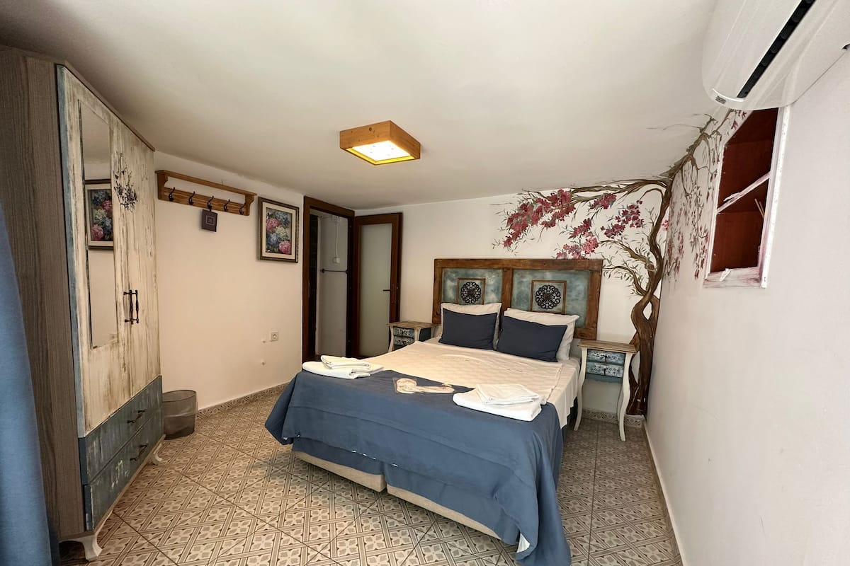 BANDRA | 1 quarto, lençóis de algodão egípcio, roupa de alta qualidade