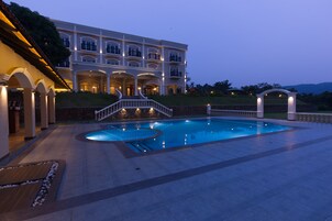 Piscina externa