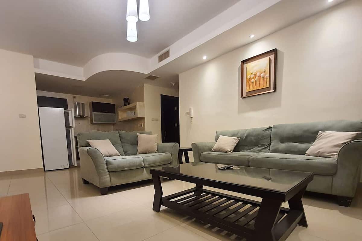 Casa geminada luxo | 2 quartos, cofres nos quartos, Wi-Fi de cortesia