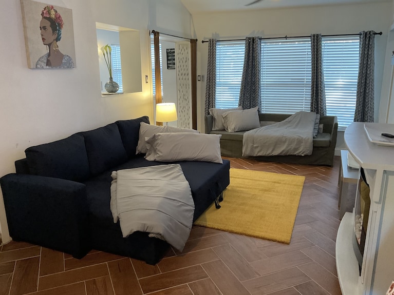 Spacious Ranch 7 Minutes To The Beach/ Airport, 3in1 Game Table , Pet Friendly - Melbourne