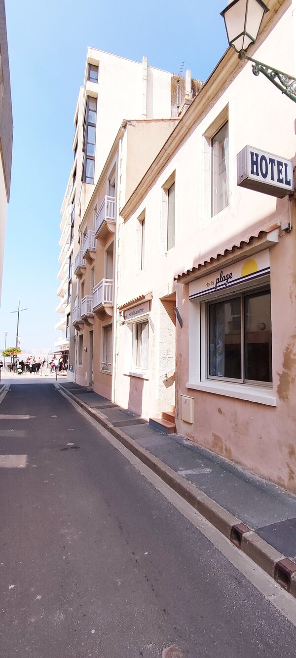 Hotel & Cantine De La Plage - Les Sables-d'Olonne