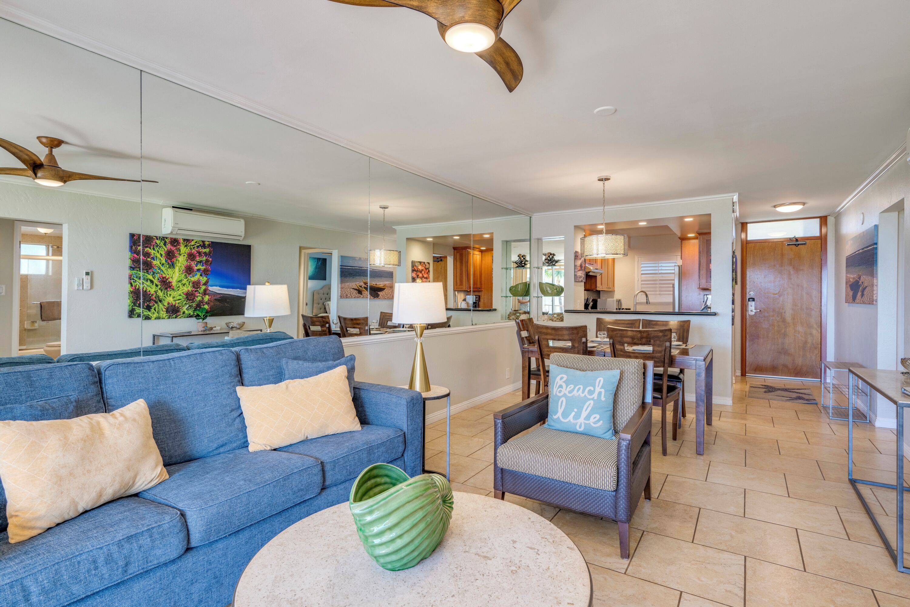 Great Location & Oceanview! Steps To The Beach, King Bed, Pool, Split Ac - Maui, HI