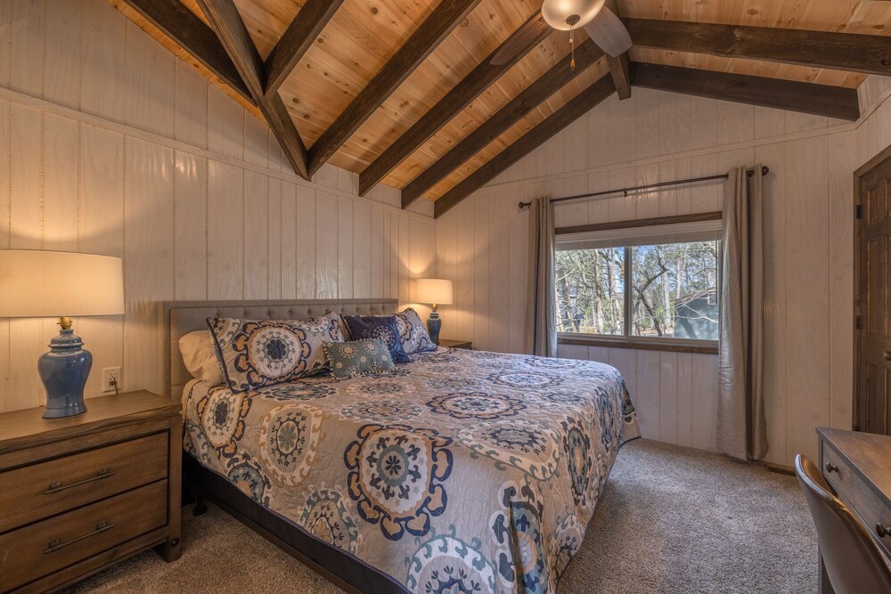 The Lake Frieden Chalet By Innsbrook Vacations! - Innsbrook, MO