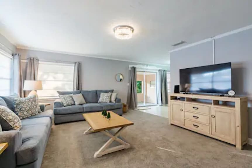 4/2 Spacious Downtown Srq Home! - Sarasota, FL