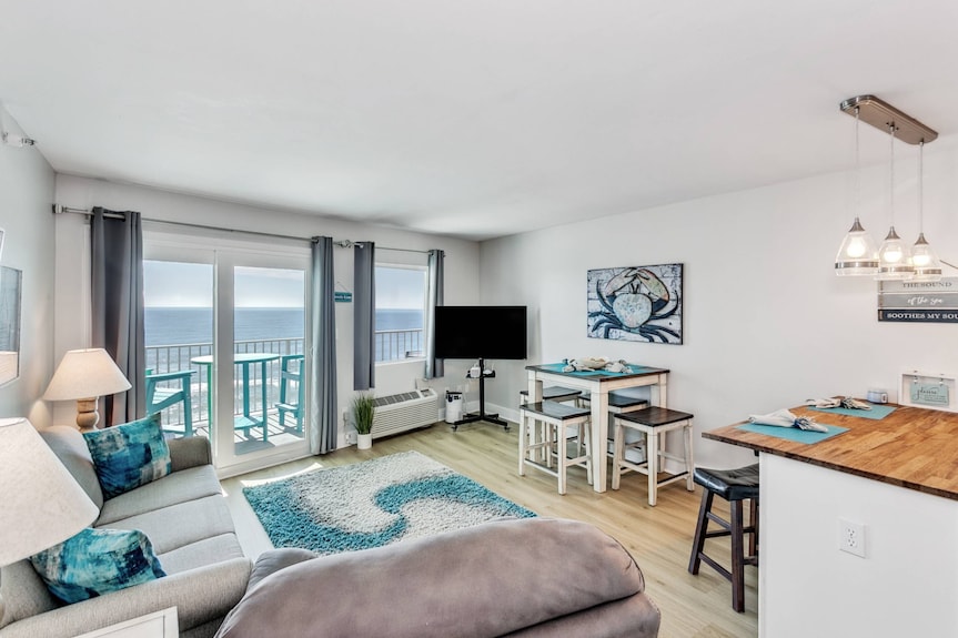 Perdido Skye Beach Front Condo | King Bed/bunk Quarters | Gulf Front Views | Private Balcony | Pool - Perdido Beach, Pensacola